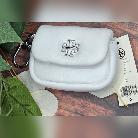 Tory Burch | Bags | Tory Burch White Leather Britten Compact Card Case ...